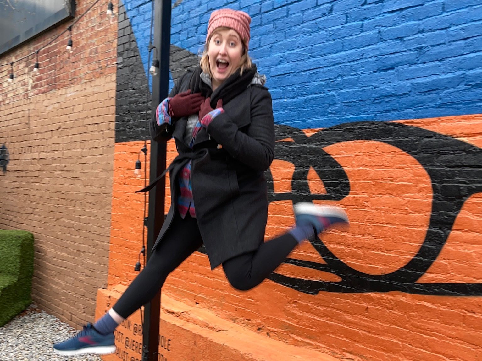 About – Hallie Beard